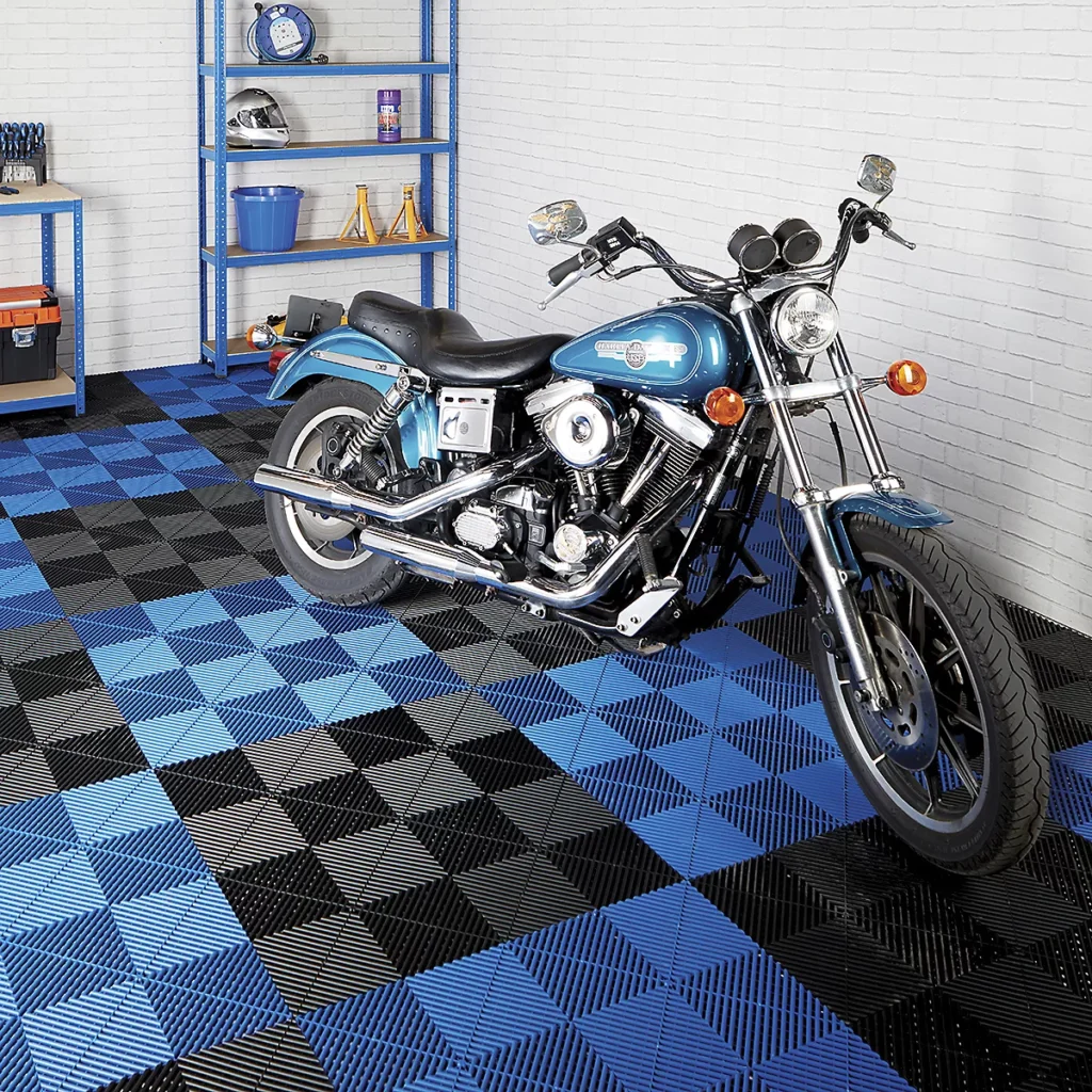 Essentials_Vented_Interlocking_Garage_Tile - Interior Land